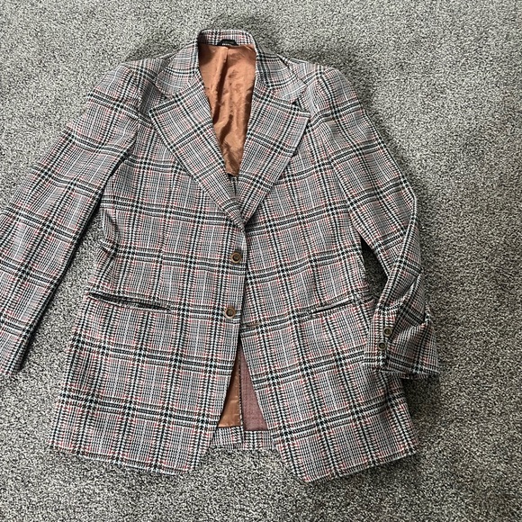 unbranded vintage | Jackets & Coats | Beautiful Vintage Blazer Shoulder ...